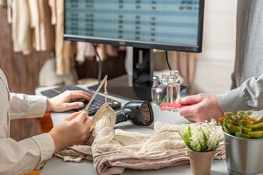 How to stay safe when facing customer abuse | Guidance | Retail Trust