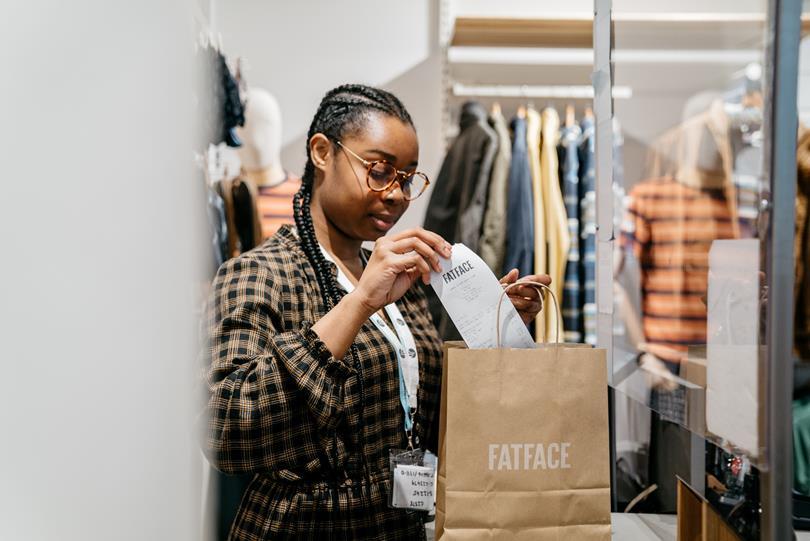 Seven ways to stay safe in store | Guidance | Retail Trust